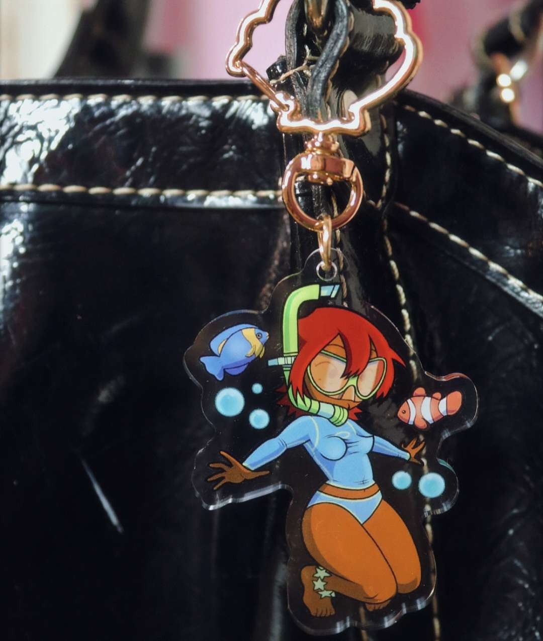 Kate Underwater Chain – Shockwave Animation Store